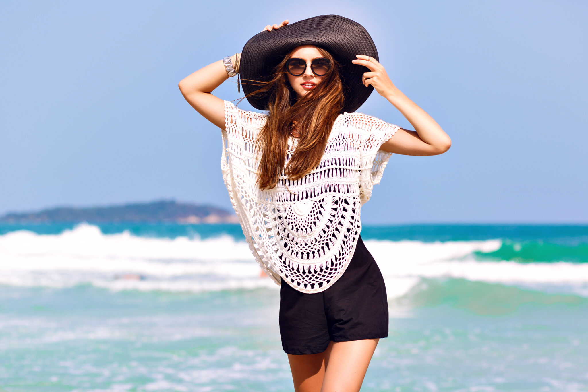Beach fashion trends- Your Ultimate Guide to Coastal Chic